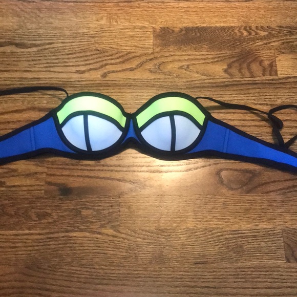 triangl swimwear | Swim | Triangl Poppy Bikini Top Small | Poshmark